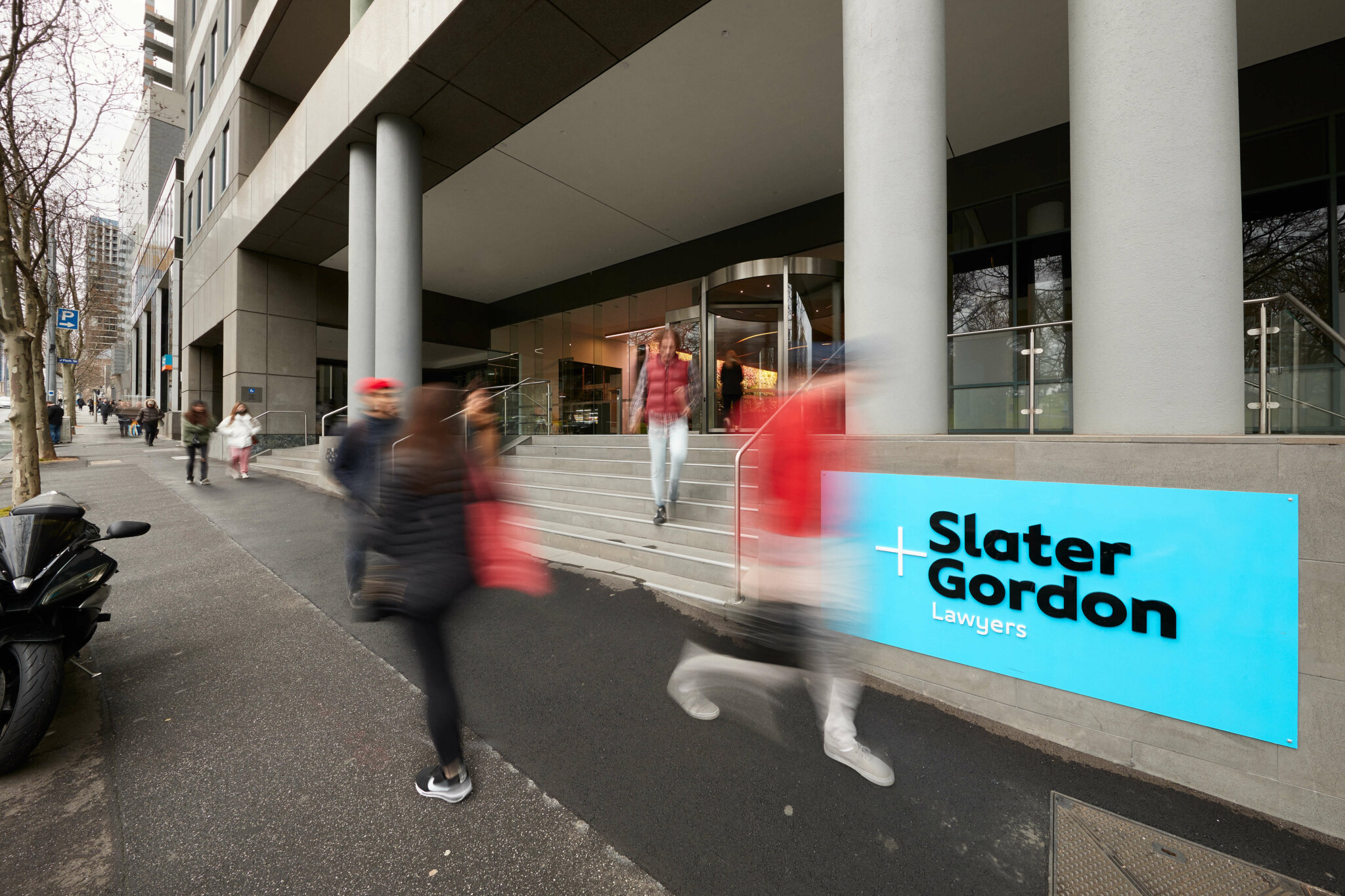 Slater & Gordon settles suit by former HR head | Lawyerly